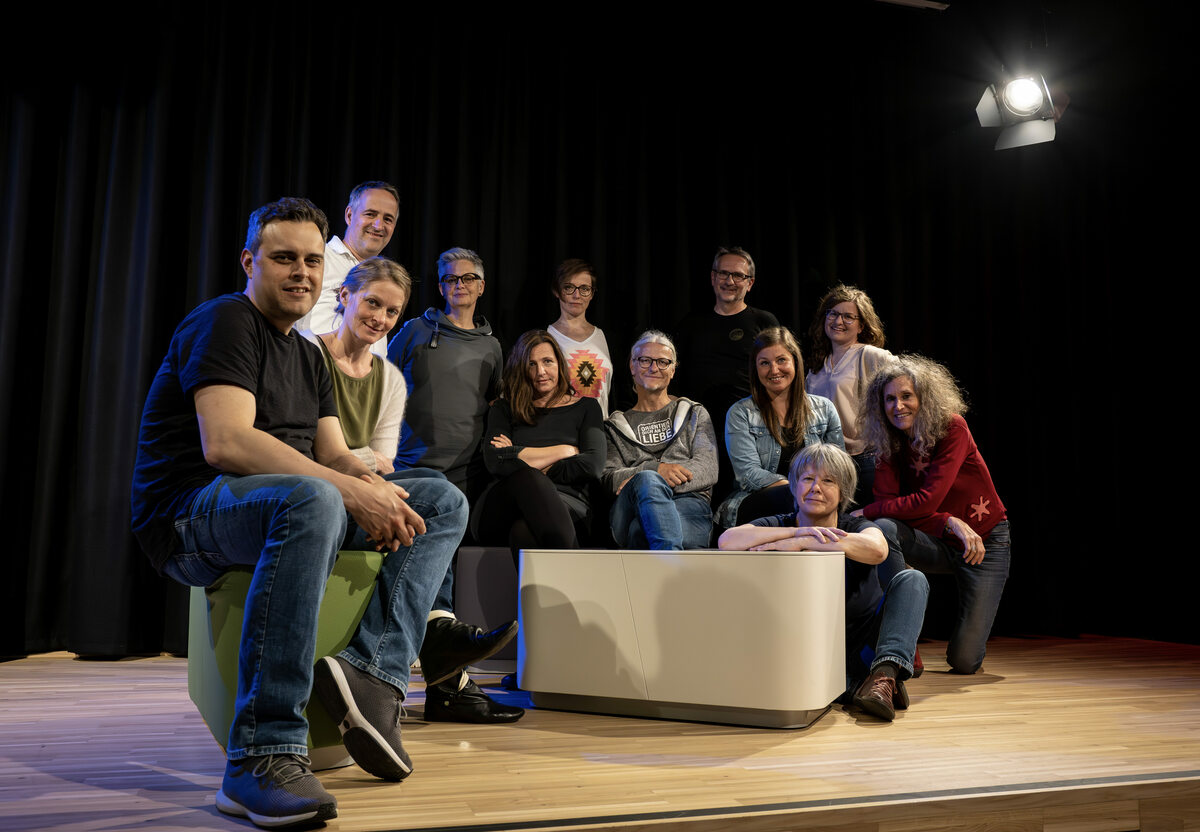 „Hier liegen Sie richtig“ - Improvisationstheater mit der Gruppe ...